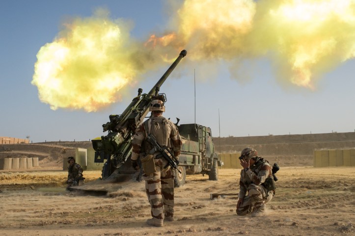 La Composante Terre confirme son intérêt pour le canon Caesar de Nexter ...