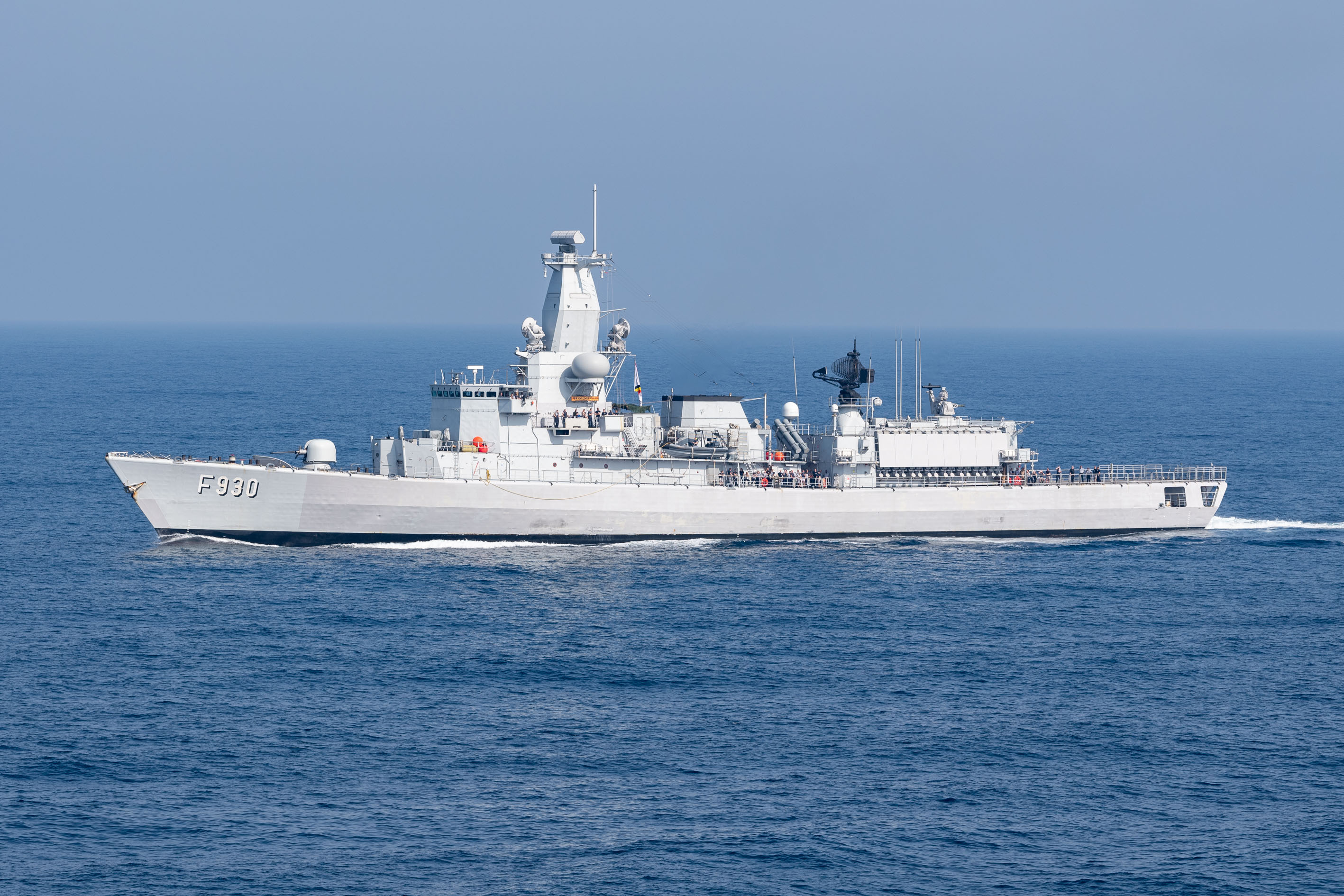 La frégate Léopold Ier intègre la mission européenne EMASOH dans le ...