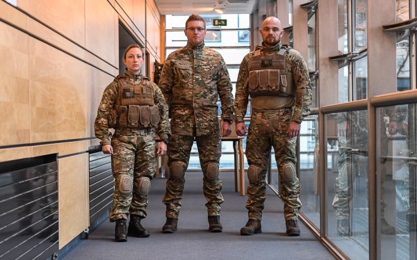 La Défense belge change sa tenue de combat et son camouflage – À l ...
