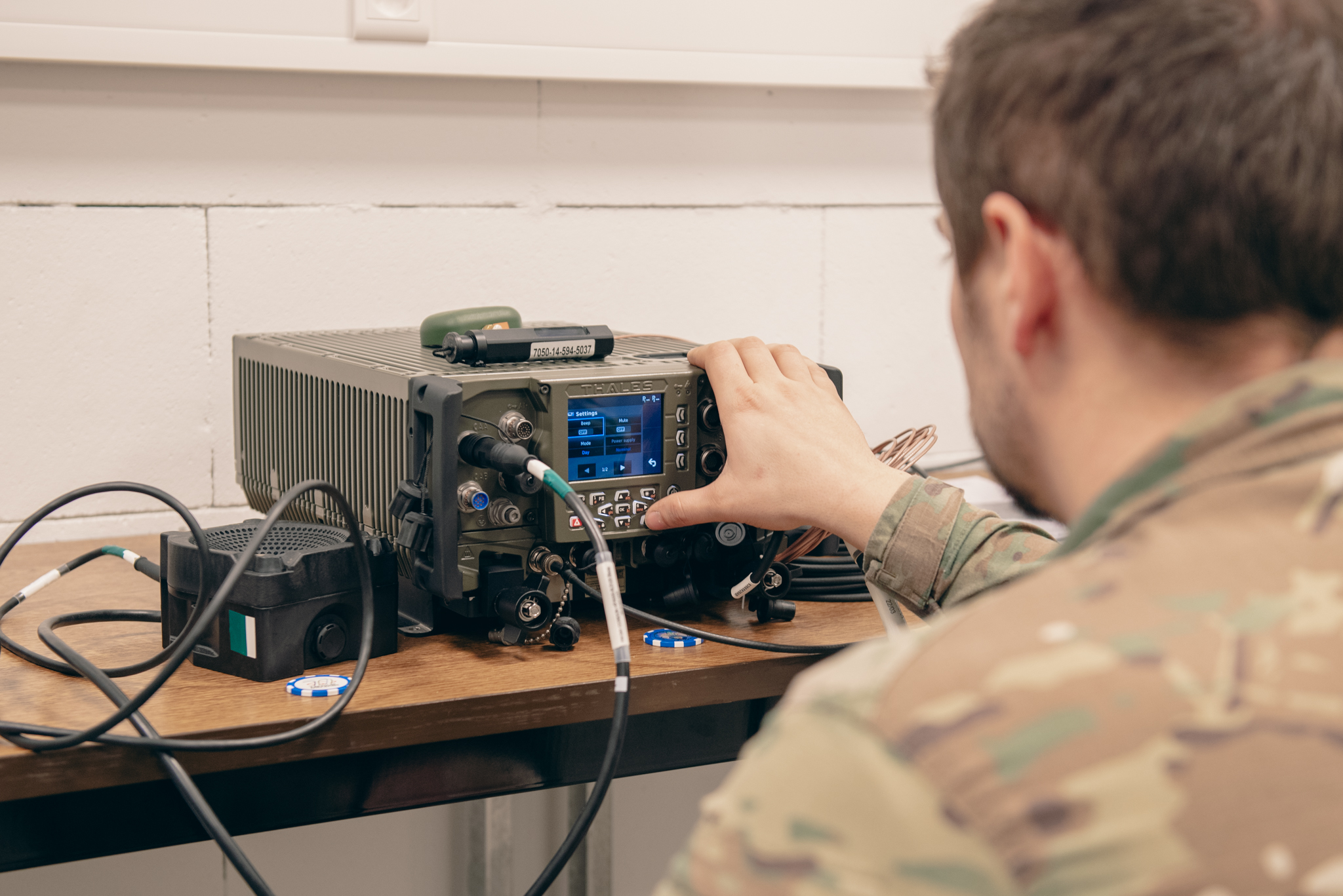 La Composante Terre a reçu ses premières radios Synaps du contrat CaMo ...